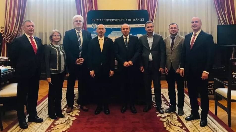 Ambasadorul Turciei în România a vizitat UAIC - Ziar Info Iași | Stiri Iasi